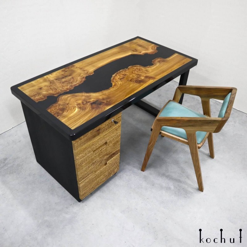 Unique wooden desks that will make a beautiful room UK